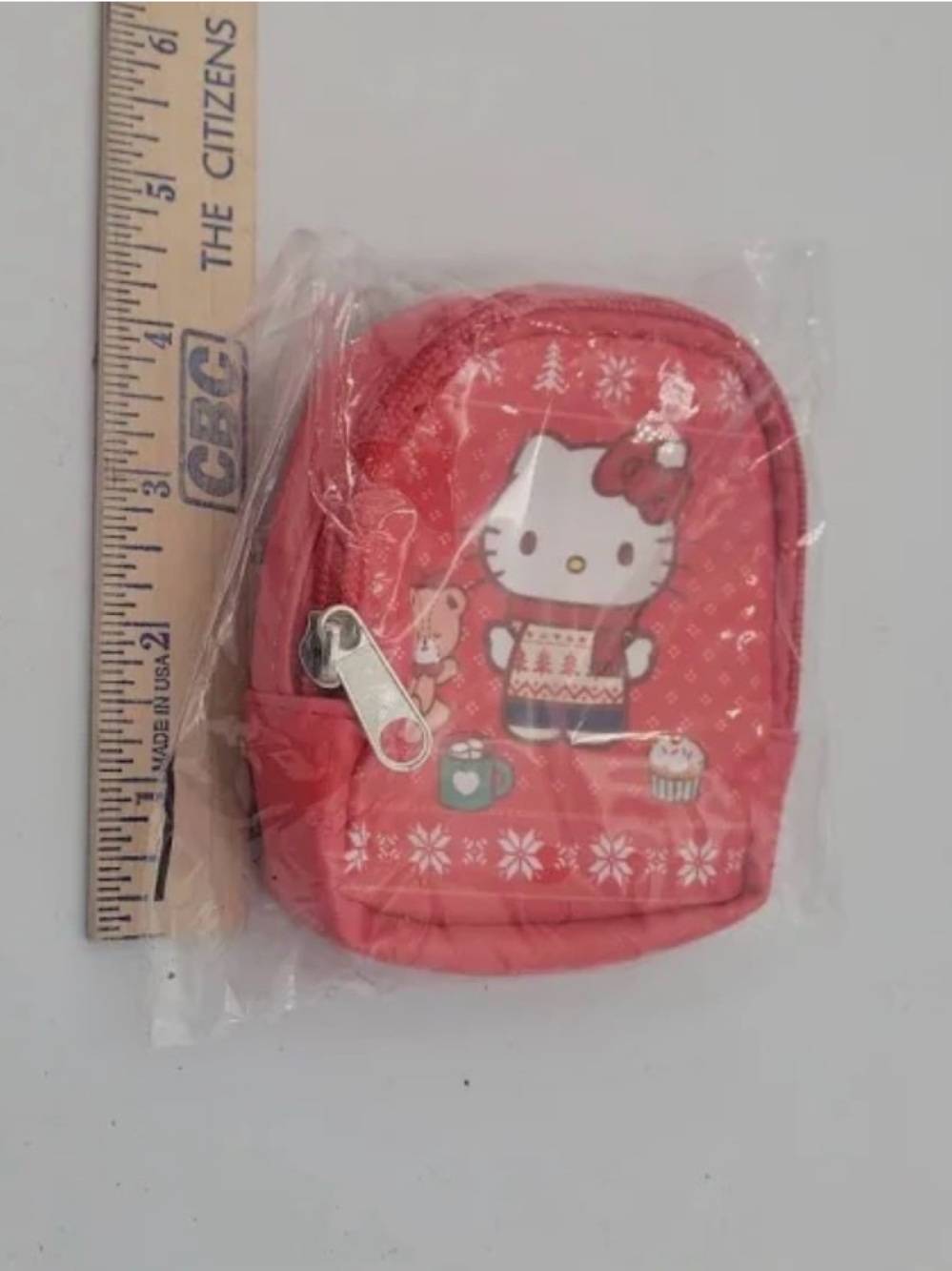 Sanrio | Accessories | Hello Kitty Red Holiday Coin Pouch With Key ...